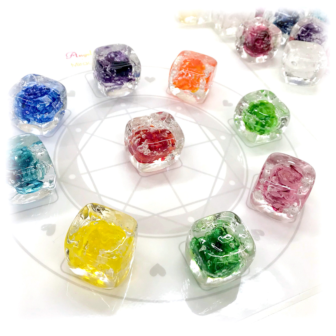 エンジェリンダイスカラーセラピー | marble eyes